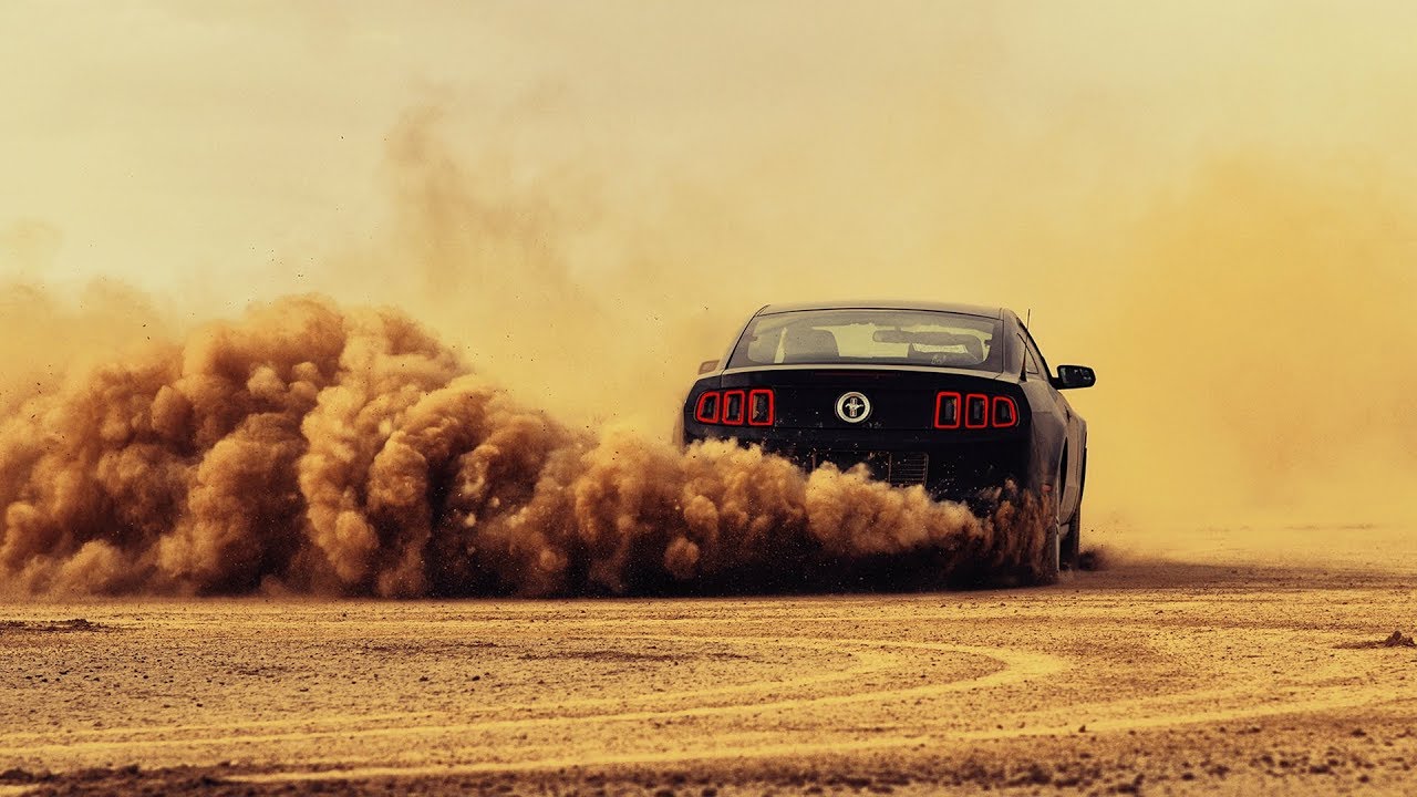 Acasa - Mustang Garage